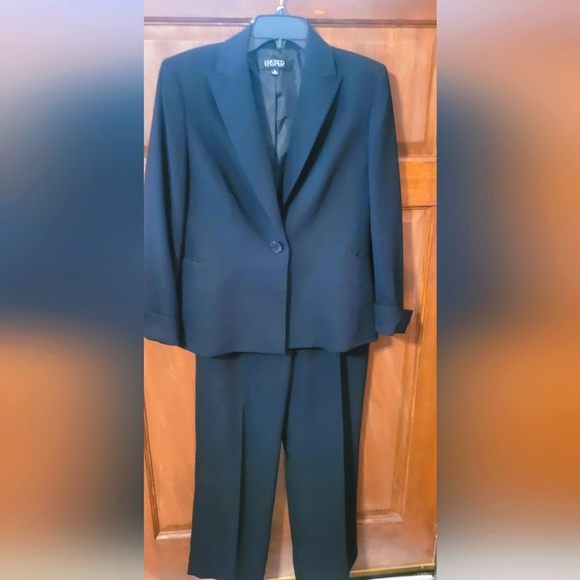Kasper | Jackets & Coats | Kasper Black Suit Blazer Pant 8 Like New ...